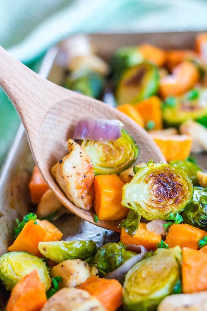 Sheet Pan Chicken & Vegetables {30 Minute Recipe!} All-in-One Dinner